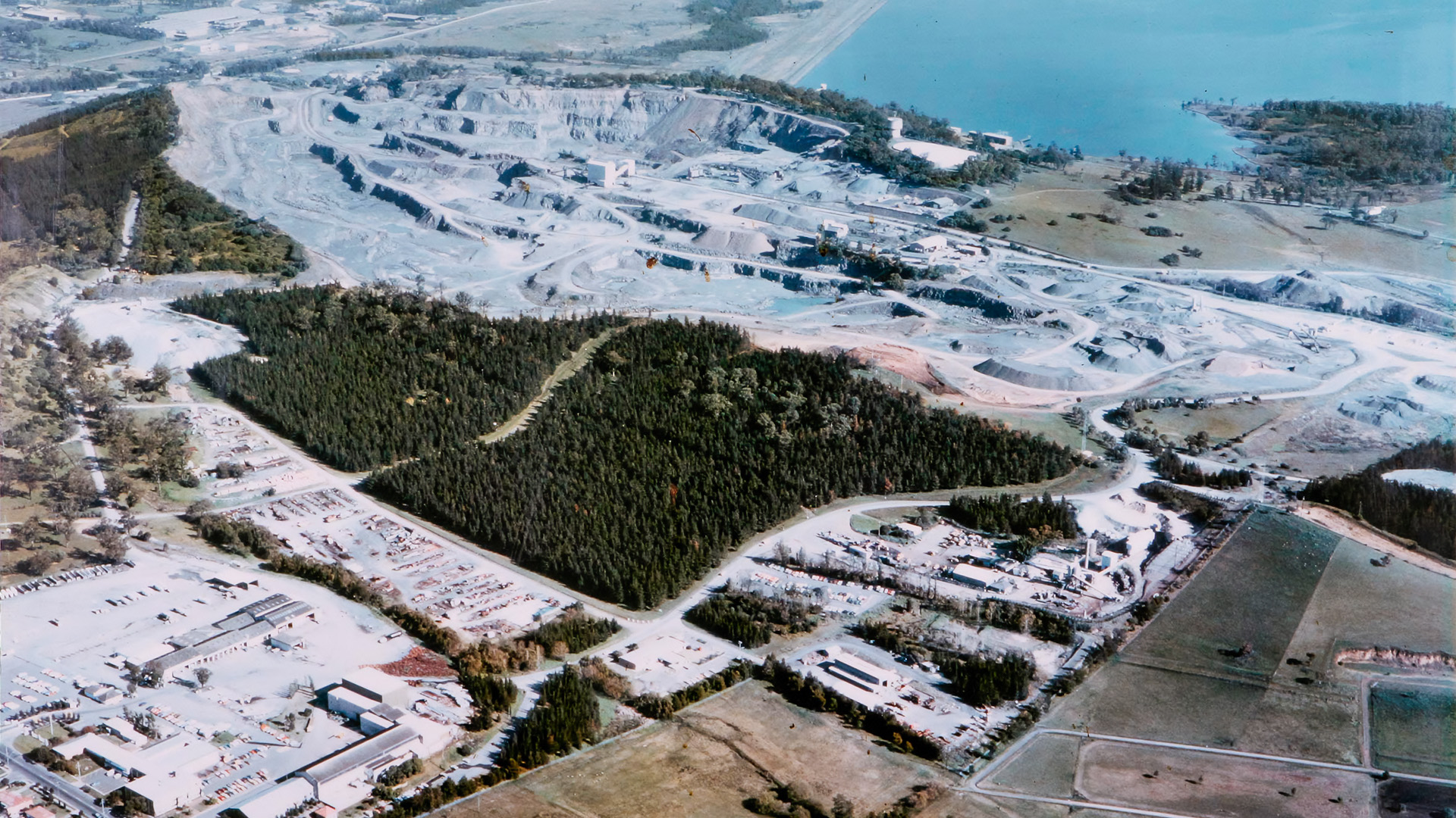 Boral's History 1980-1989 | Boral