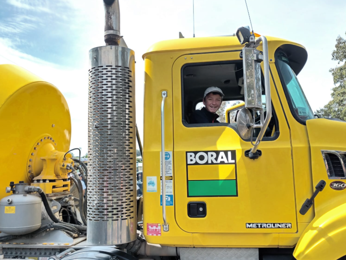 Boral Goes Big at Jamberoo Family Fun Day